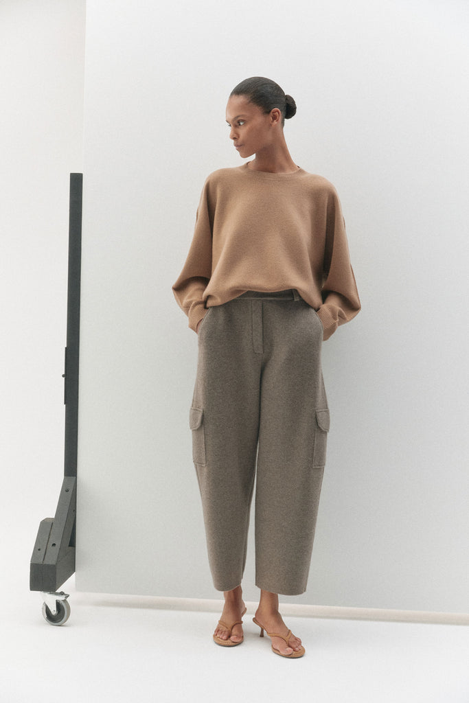 LISA YANG Official Website | A Complete Cashmere Wardrobe